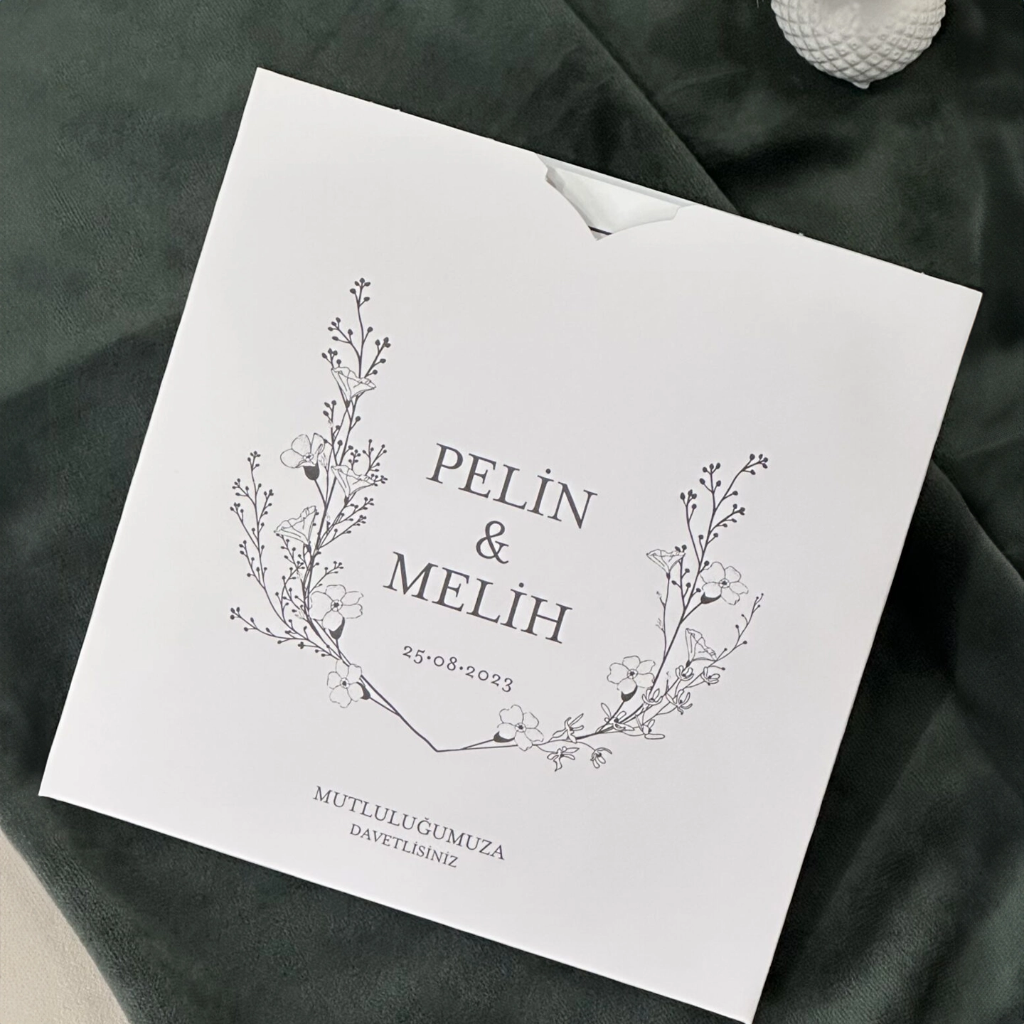 Toptan Davetiyeler - Online Toptan Davetiye Siparişi